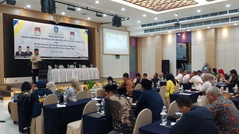 Sosialisasi Hasil Indeks Demokrasi Indonesia (IDI) Provinsi Kepri Tahun ...